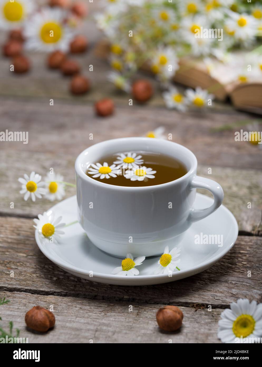Teacup and book hi-res stock photography and images - Alamy