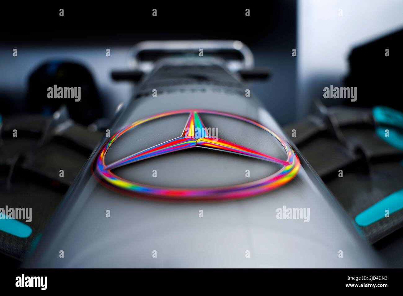 Mercedes f1 2022 front wing hi-res stock photography and images - Alamy