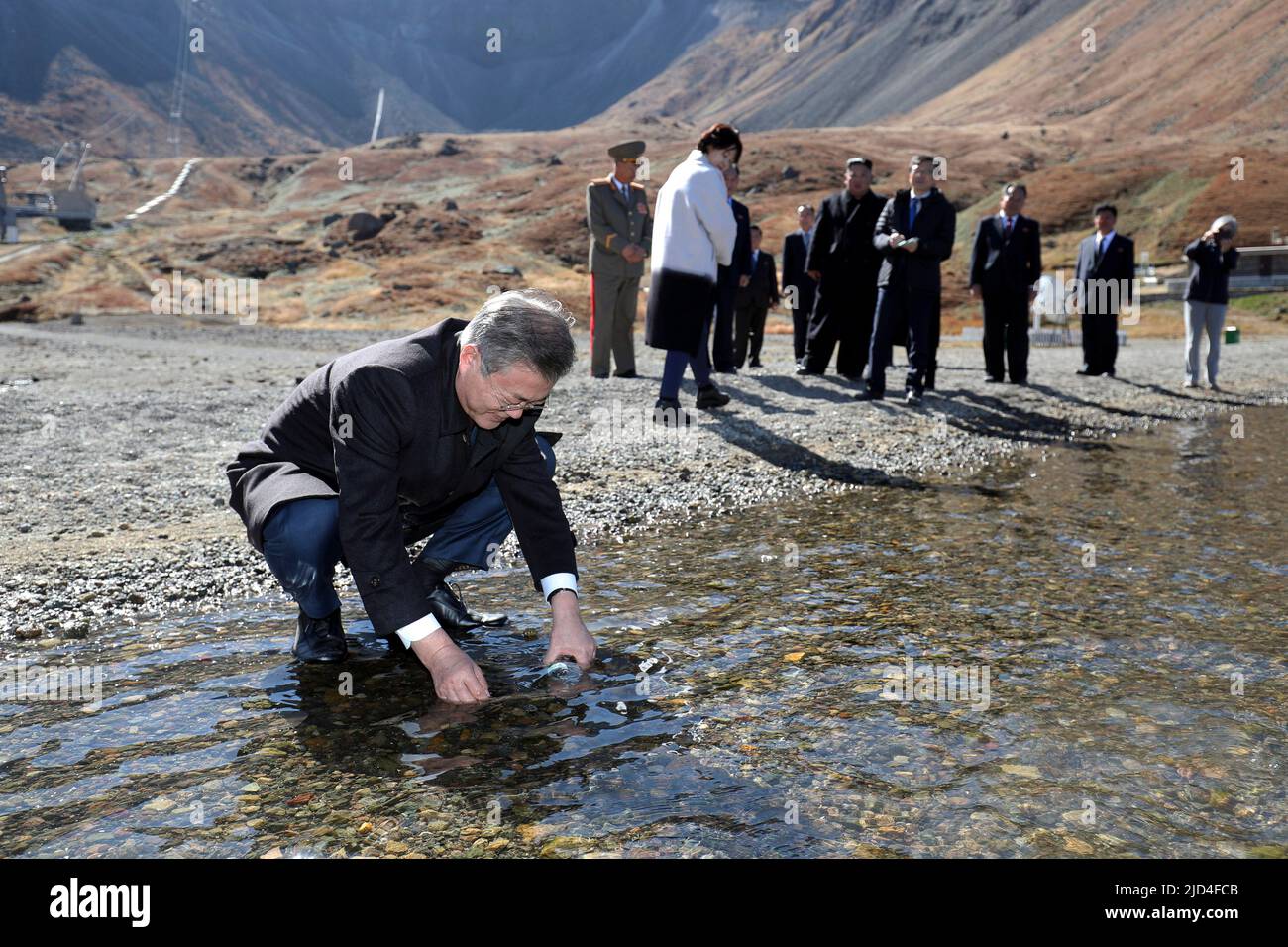 Sep 20, 2018-Baekdu Mountain, North Korea-President Moon Jae-in and ...