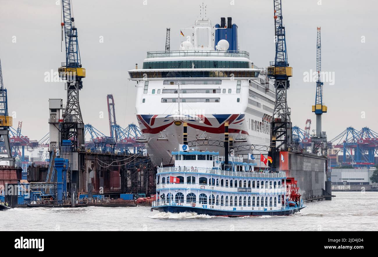 Hamburg, Germany. 17th June, 2022. The harbor cruise ship Louisana Star ...