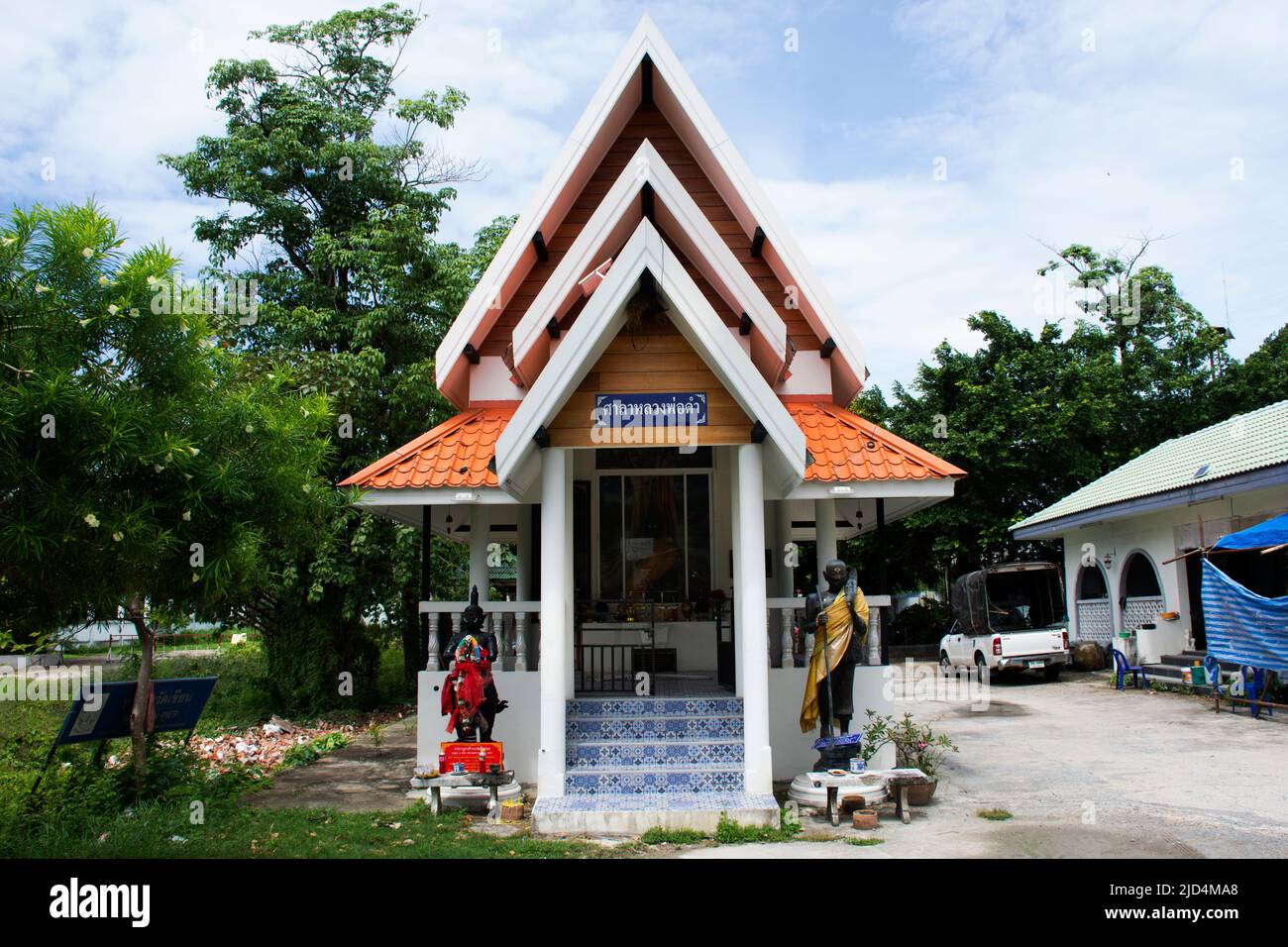 Small shrine and Wessuwan or Vasavana statue and siwali monk for thai ...