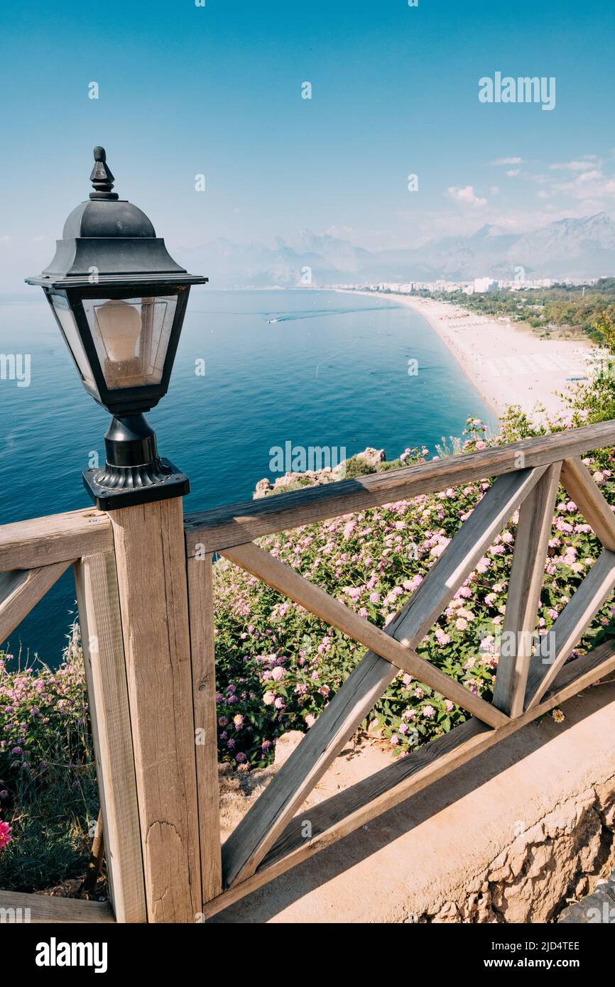 Famous Konyaalti beach, scenic panoramic view from a cliif top ...