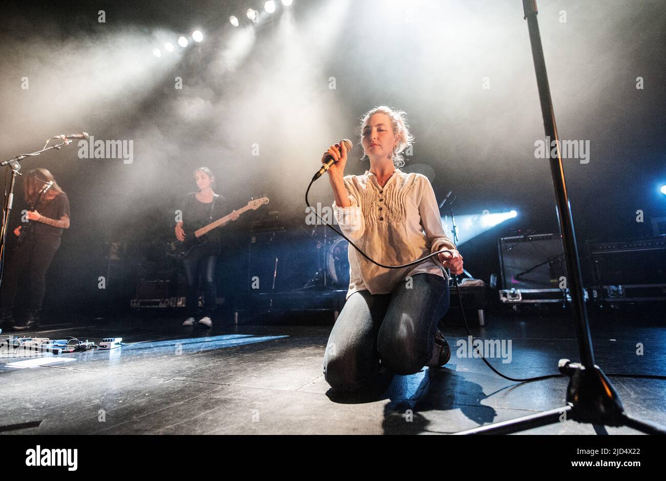 Glasgow,Scotland - OCTOBER 28: Emily Kokal of Warpaint performs on ...