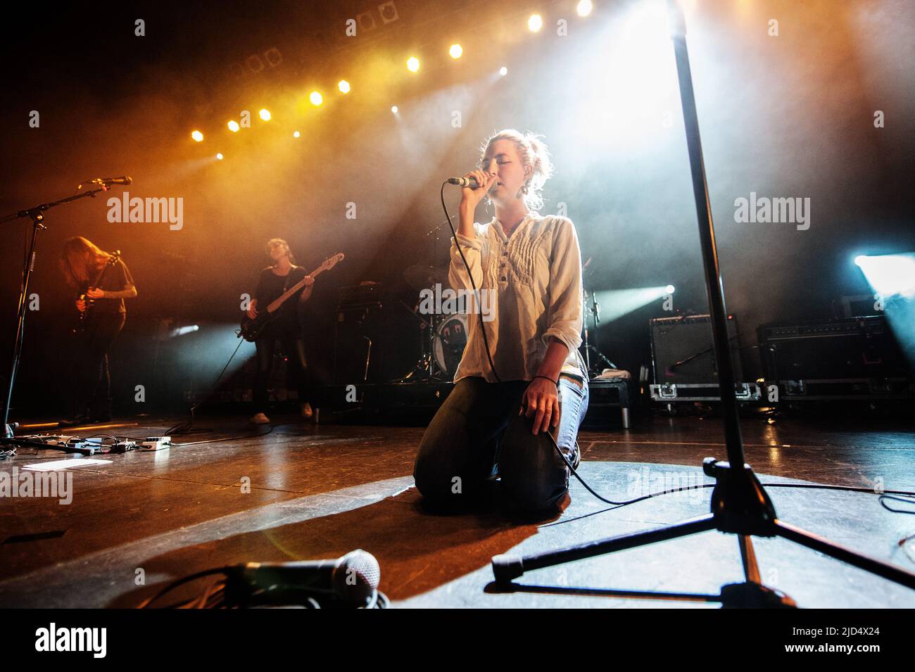 Glasgow,Scotland - OCTOBER 28: Emily Kokal of Warpaint performs on ...