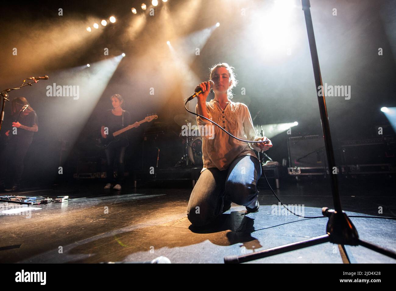 Glasgow,Scotland - OCTOBER 28: Emily Kokal of Warpaint performs on ...