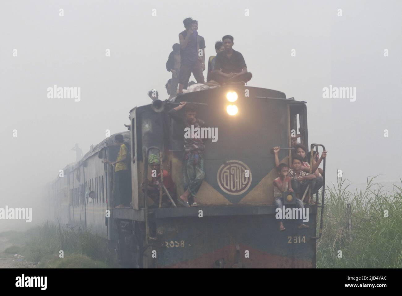 Dhaka, Bangladesh. 16th June, 2022. The train is carrying passengers ...