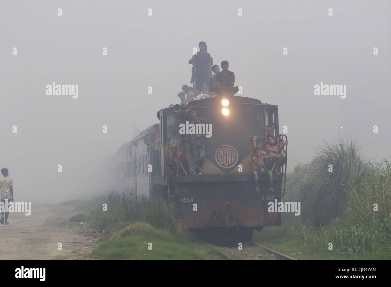 Dhaka, Bangladesh. 16th June, 2022. The train is carrying passengers ...