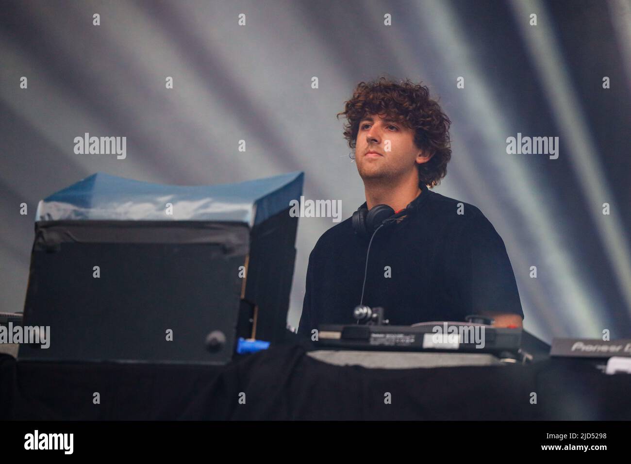 Jamie xx artist hi-res stock photography and images - Alamy