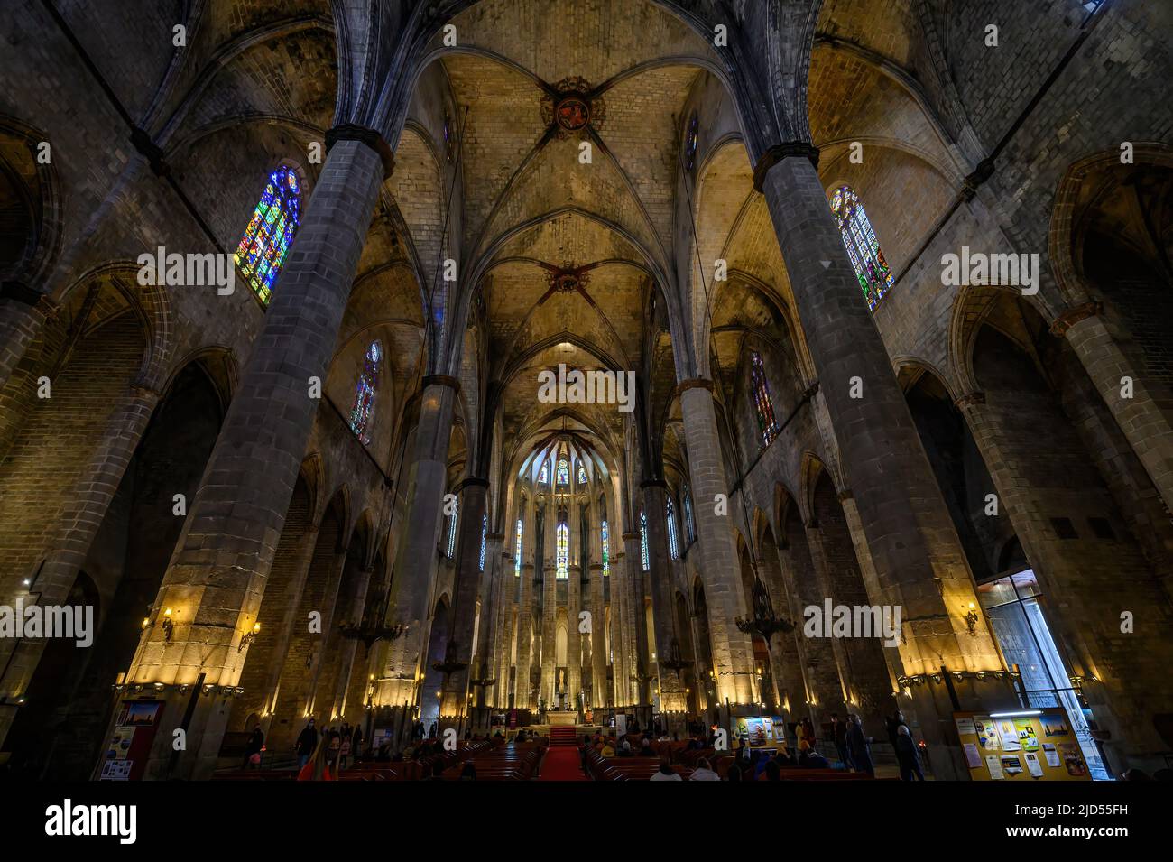 Barcelona, Spain. Interior of Santa Maria del Mar church in the Ribera ...