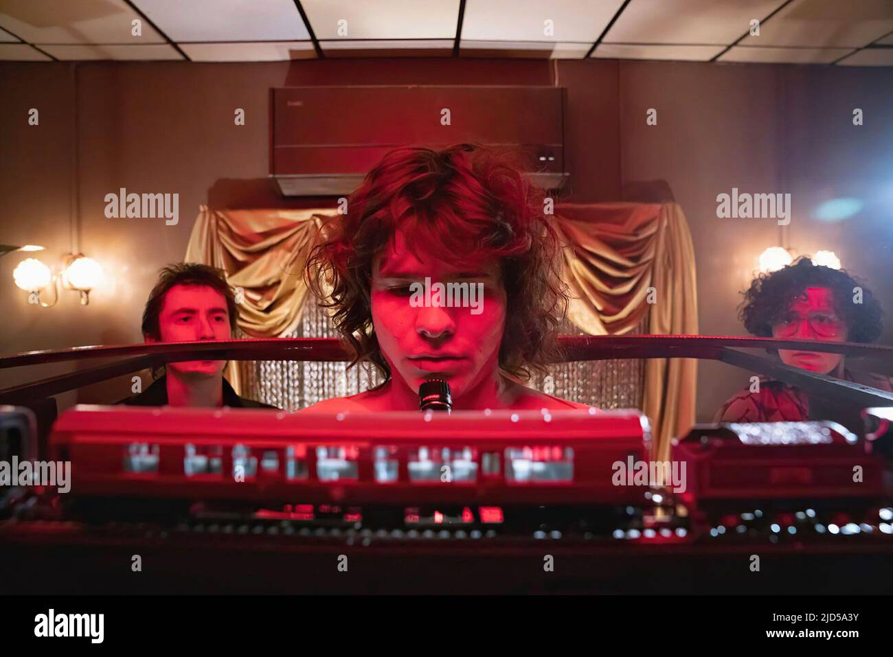 Toby wallace pistol hi-res stock photography and images - Alamy