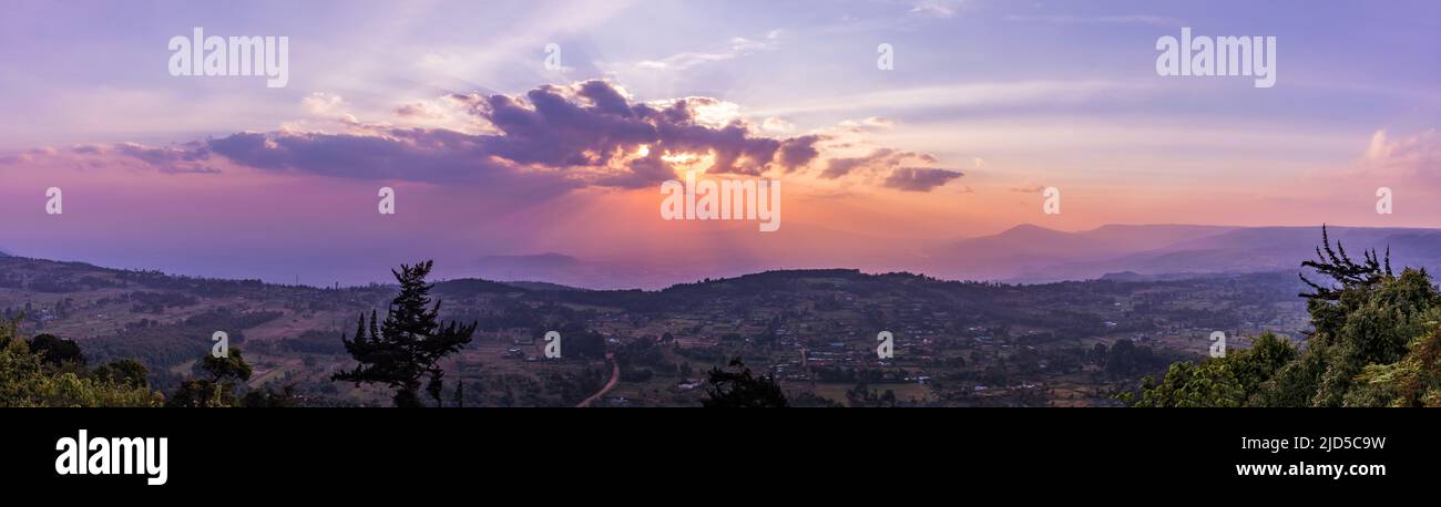 Mai Mahiu Scenic Great Rift Valley View Point - Antony Trivet ...