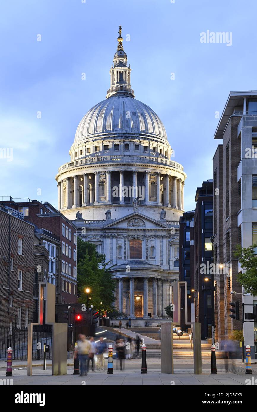 English baroque style architecture hi-res stock photography and images ...