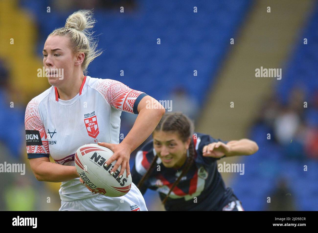 Hollie dodd of england hi-res stock photography and images - Alamy