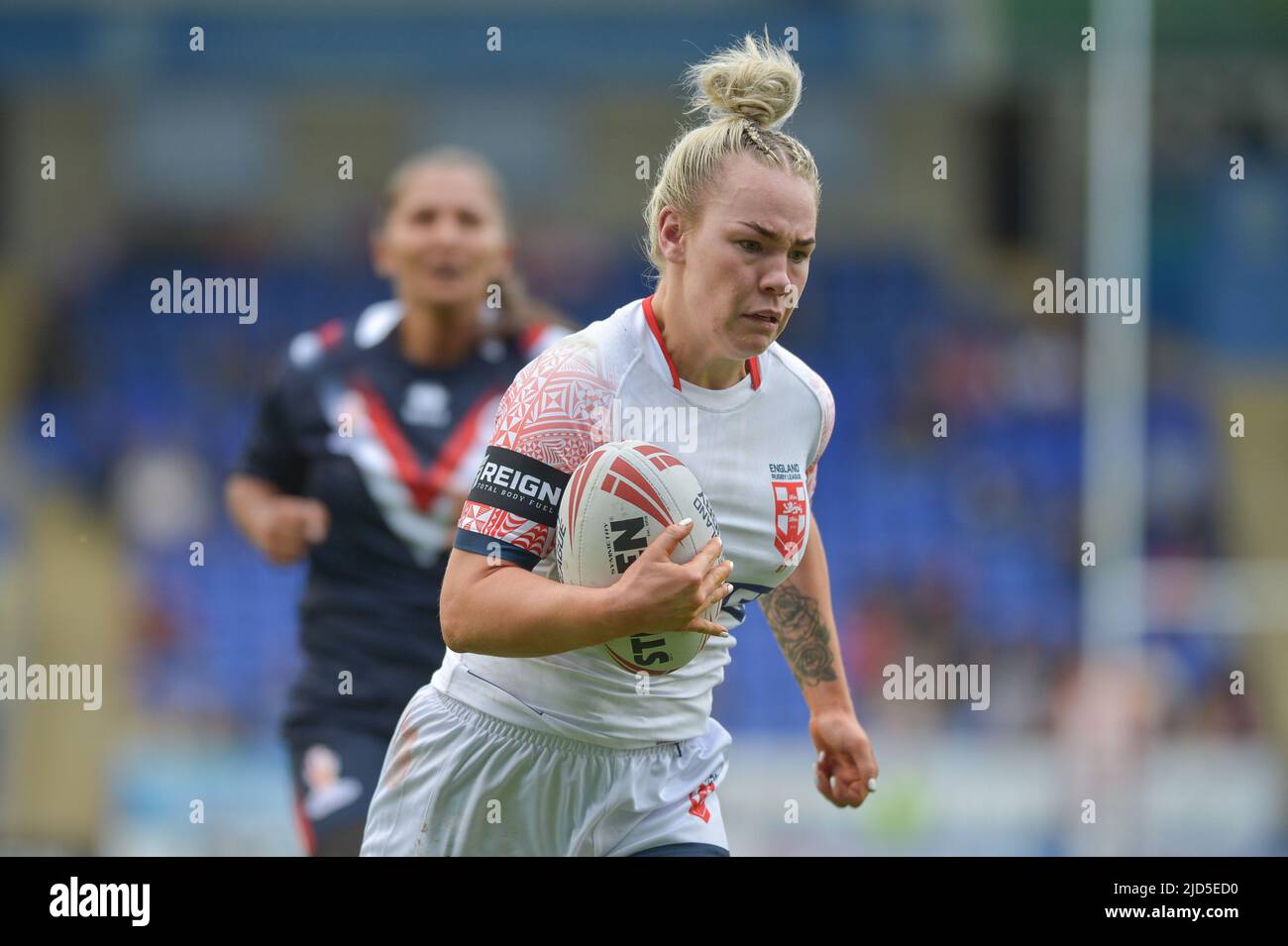 Hollie dodd of england hi-res stock photography and images - Alamy