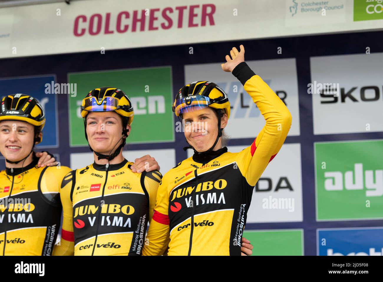 Teuntje Beekhuis, Karlijn Swinkels, Romy Kasper, riders of team Jumbo ...