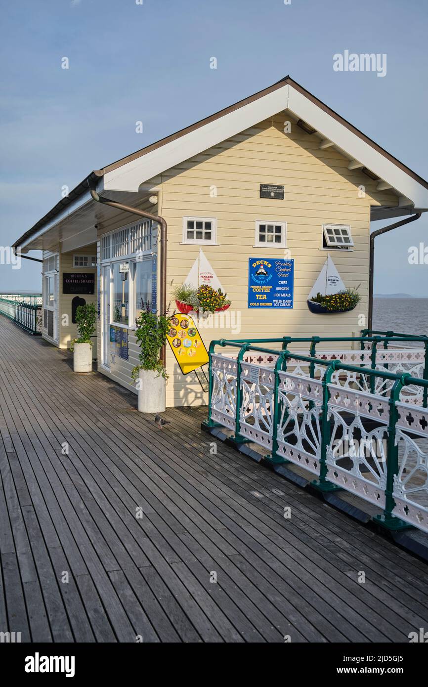 Penarth victorian era pier hi-res stock photography and images - Alamy