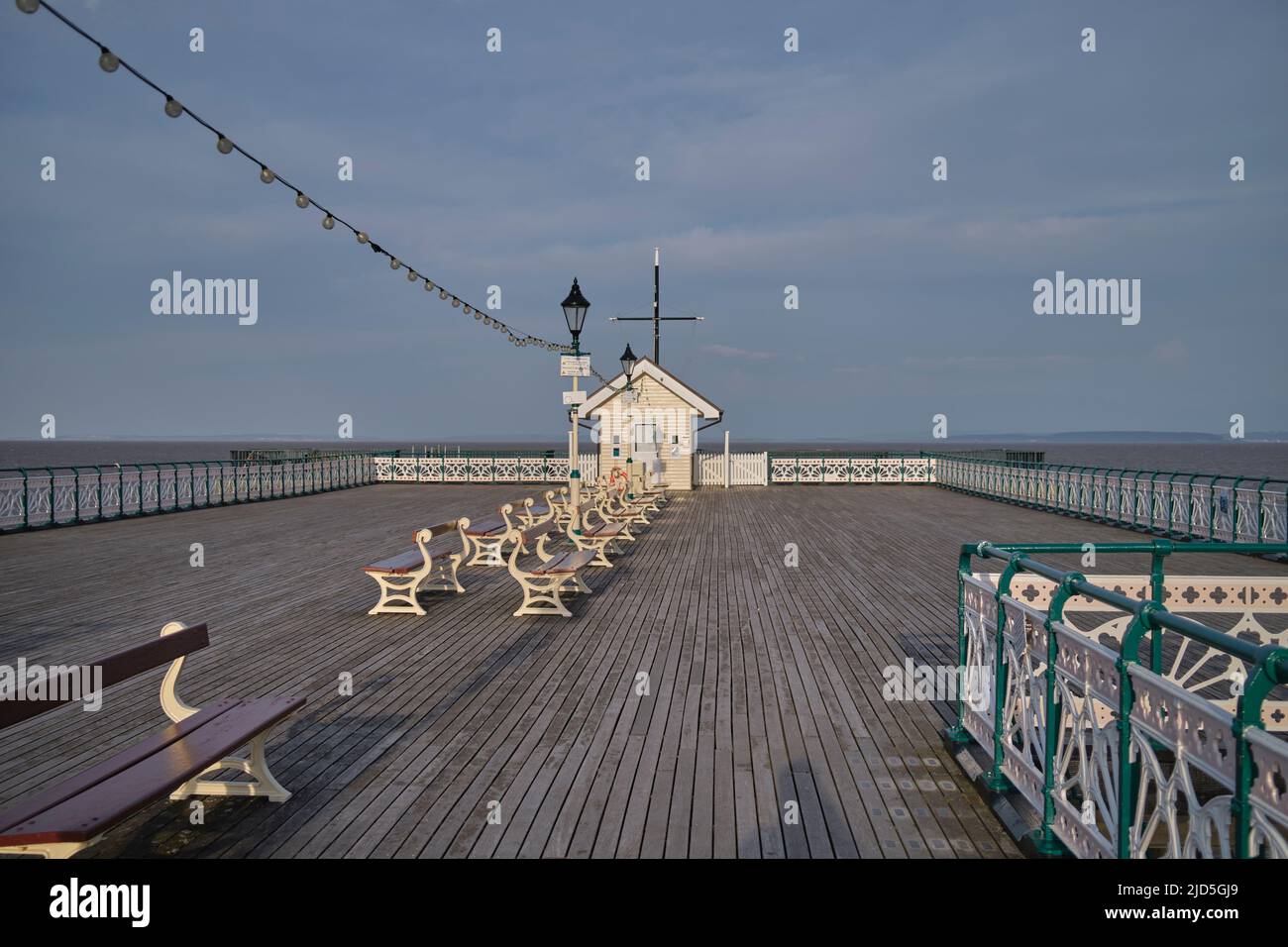 Pier victorian era hi-res stock photography and images - Alamy