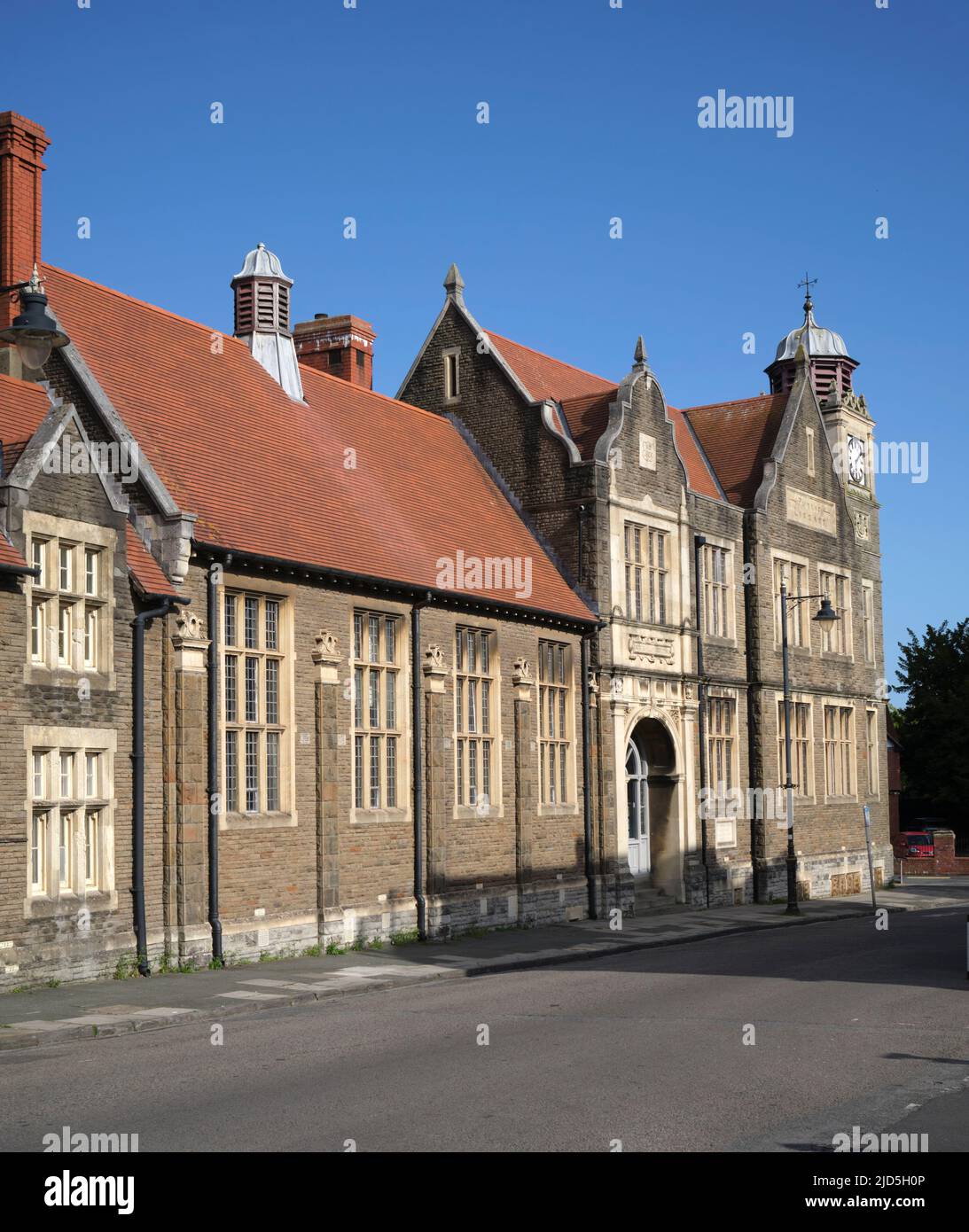 Stanwell road hi-res stock photography and images - Alamy