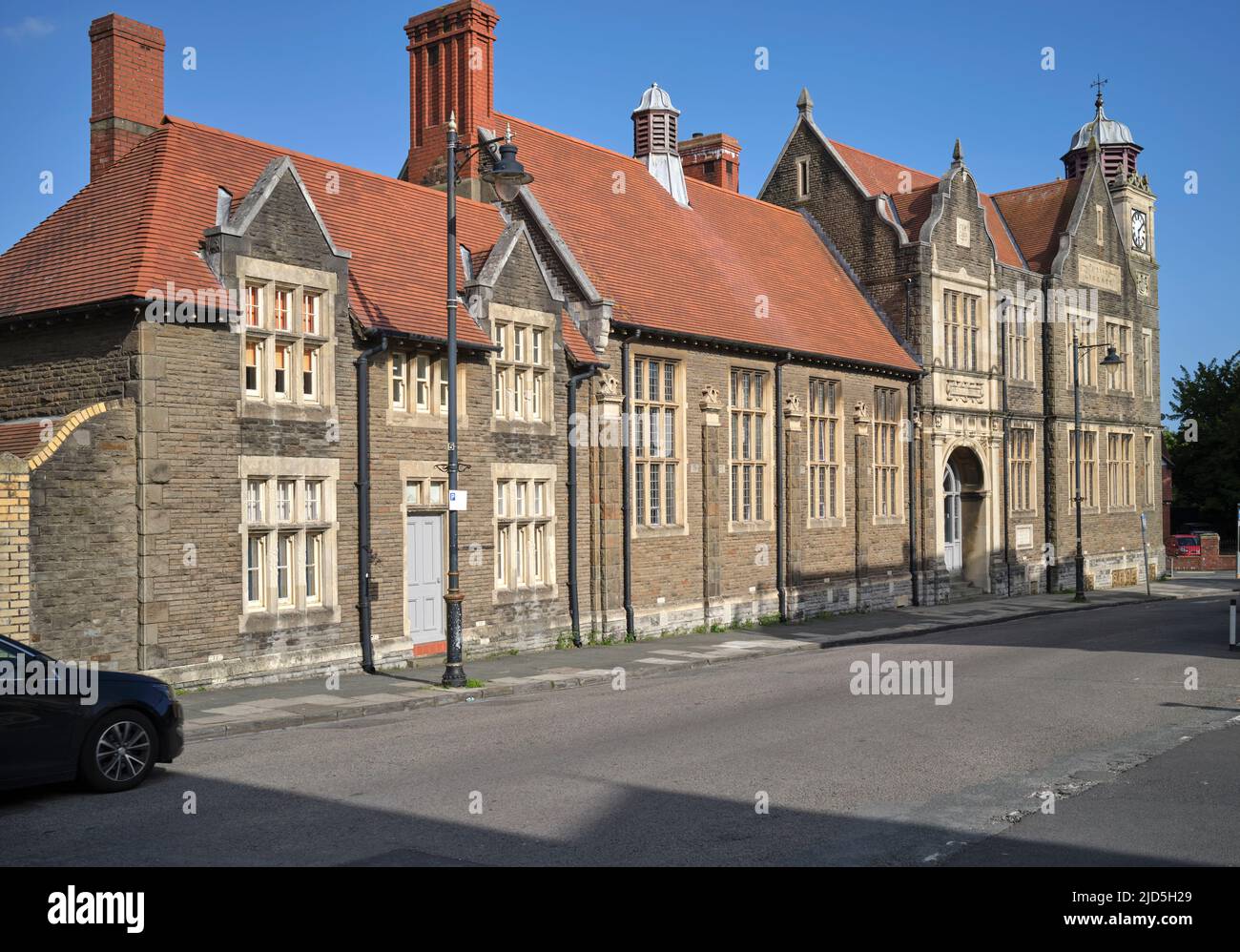 Penarth town library hi-res stock photography and images - Alamy