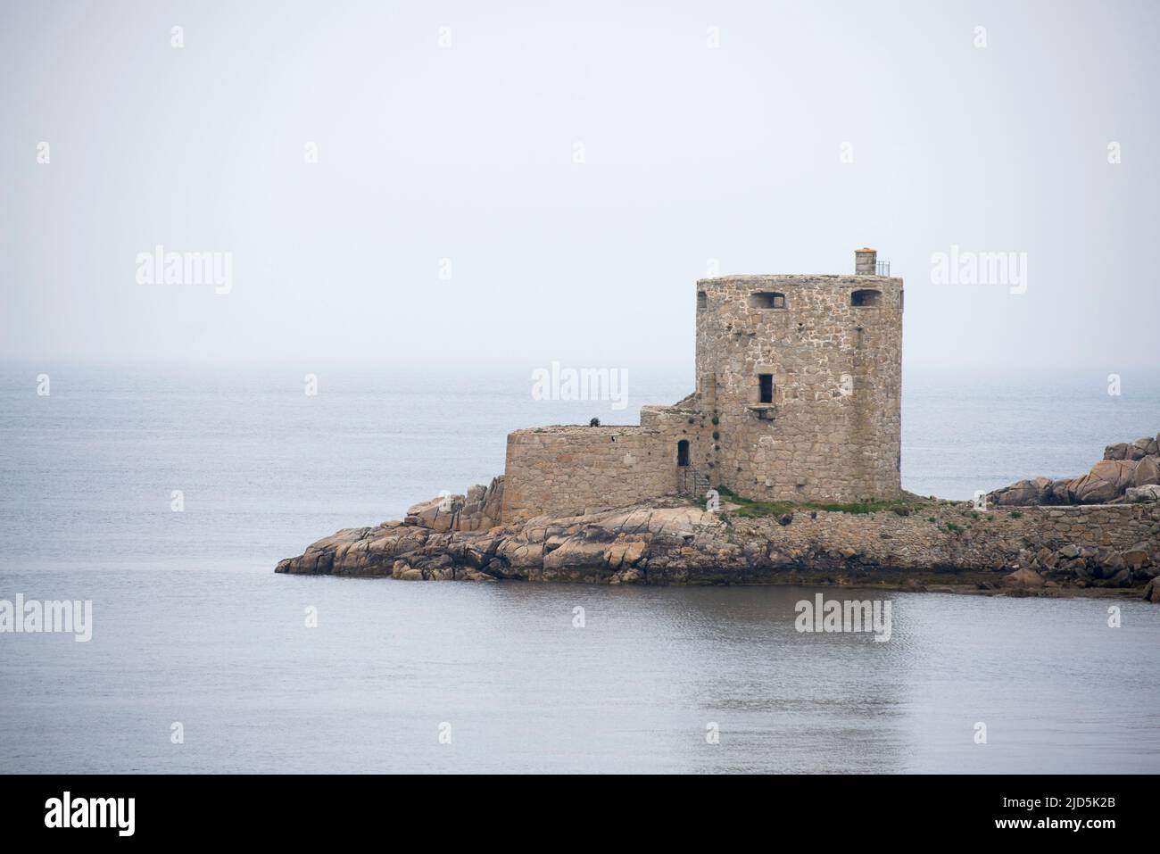 Cromwell castle scilly hi-res stock photography and images - Alamy