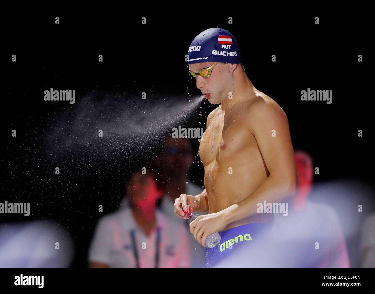Simon bucher hi-res stock photography and images - Alamy