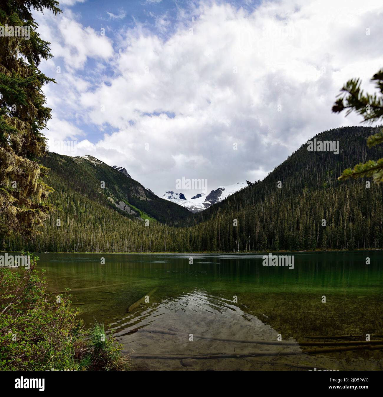 The Joffre Lakes - the most accessible glacial lakes in all of British ...