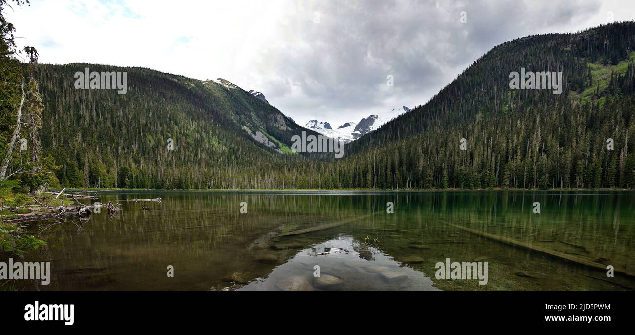 The Joffre Lakes - the most accessible glacial lakes in all of British ...