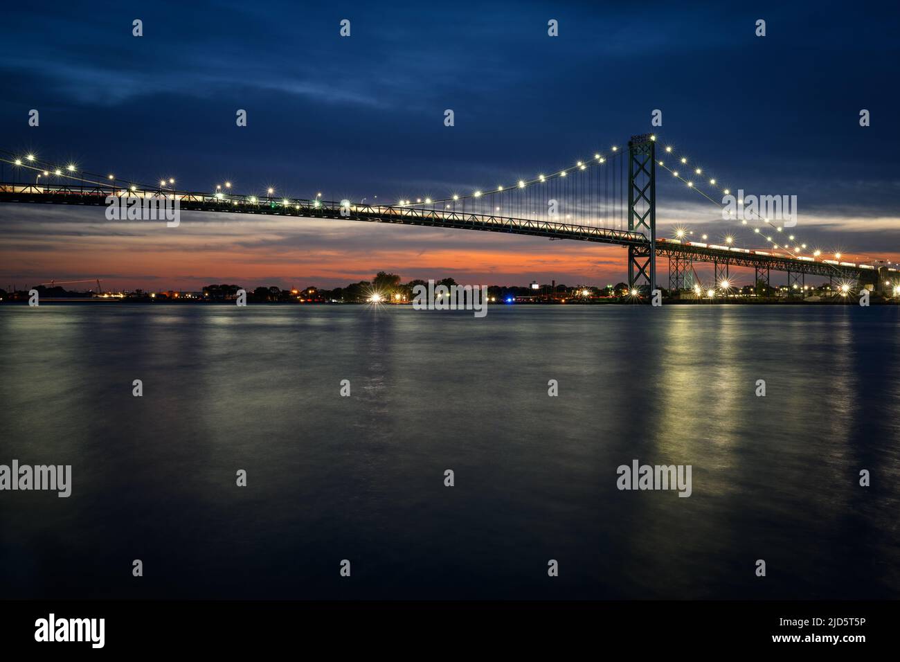 Windsor bridge hi-res stock photography and images - Alamy