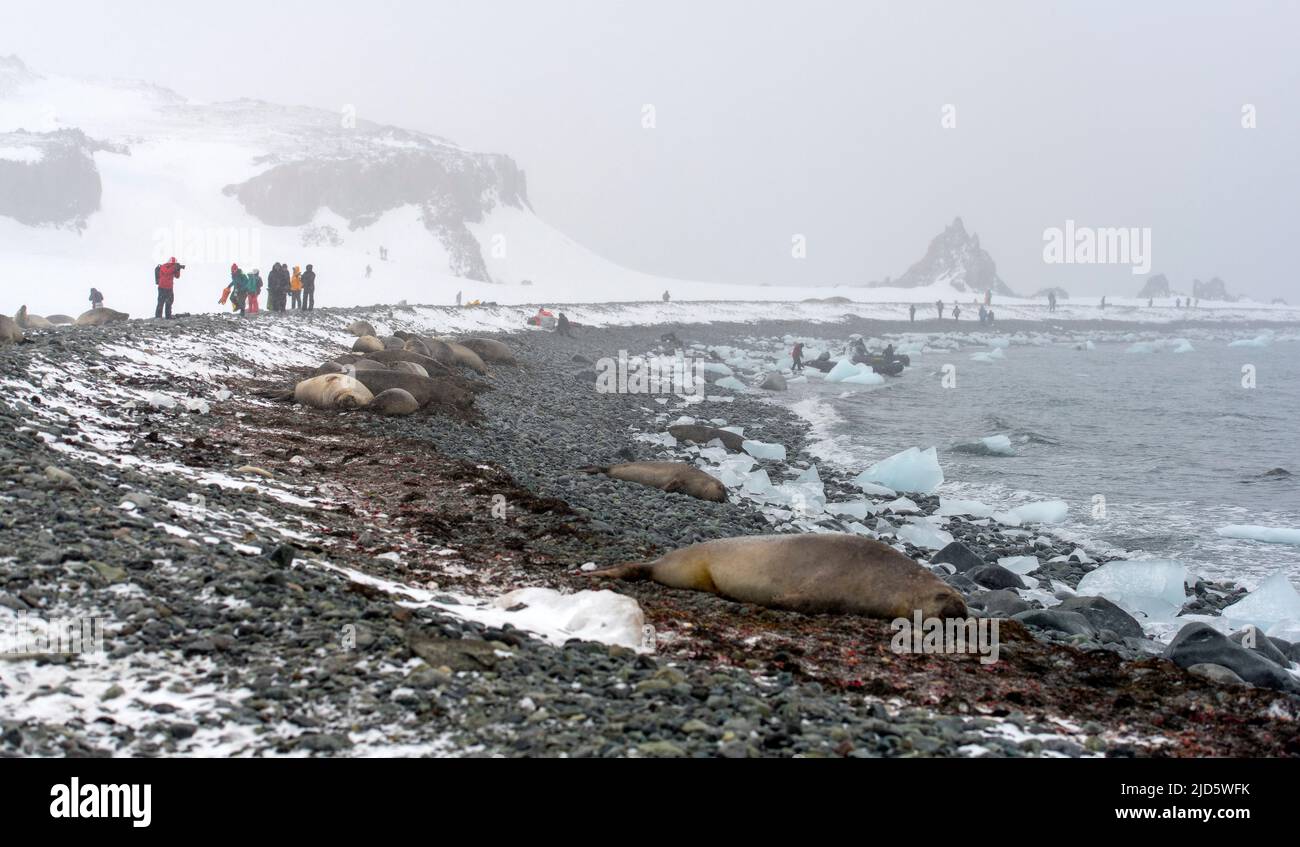Turret poi hi-res stock photography and images - Alamy