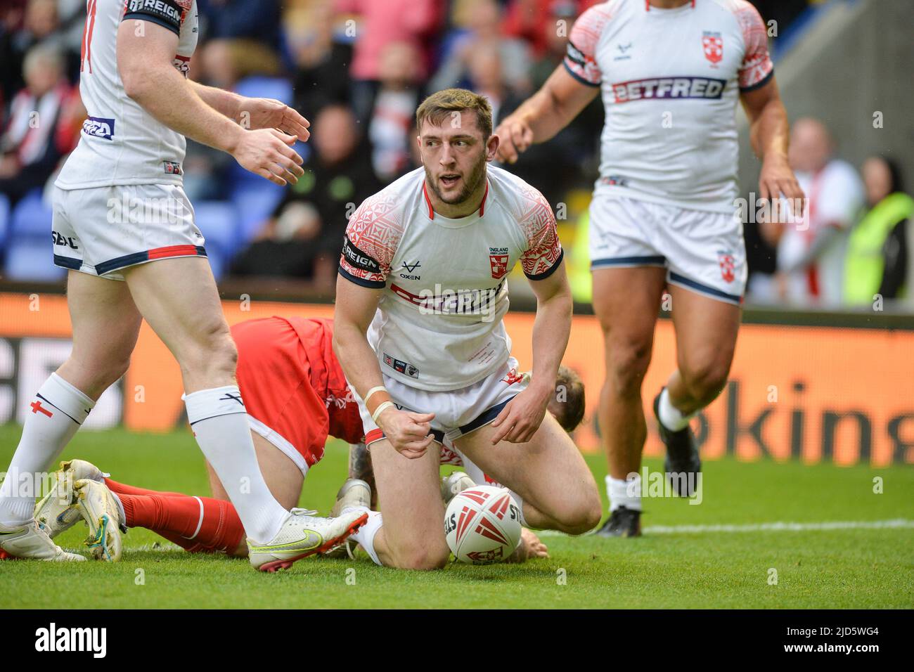 Jake wardle fans hi-res stock photography and images - Alamy