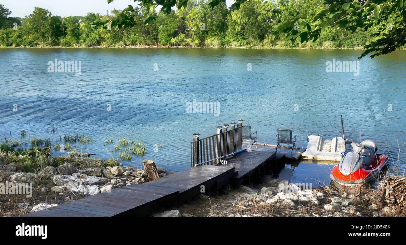 Living down by the river in Texas with room for your type Stock Photo ...