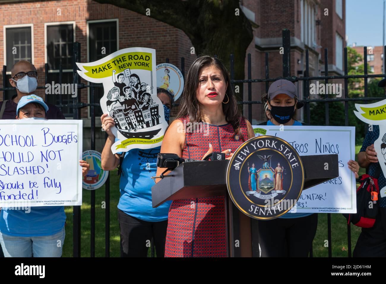 Ny senator jessica ramos hi-res stock photography and images - Alamy