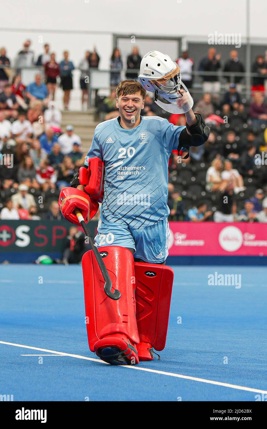 Oliver smiles hi-res stock photography and images - Alamy