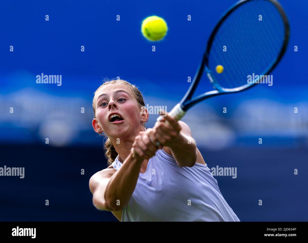 Alicia dudeney hi-res stock photography and images - Alamy