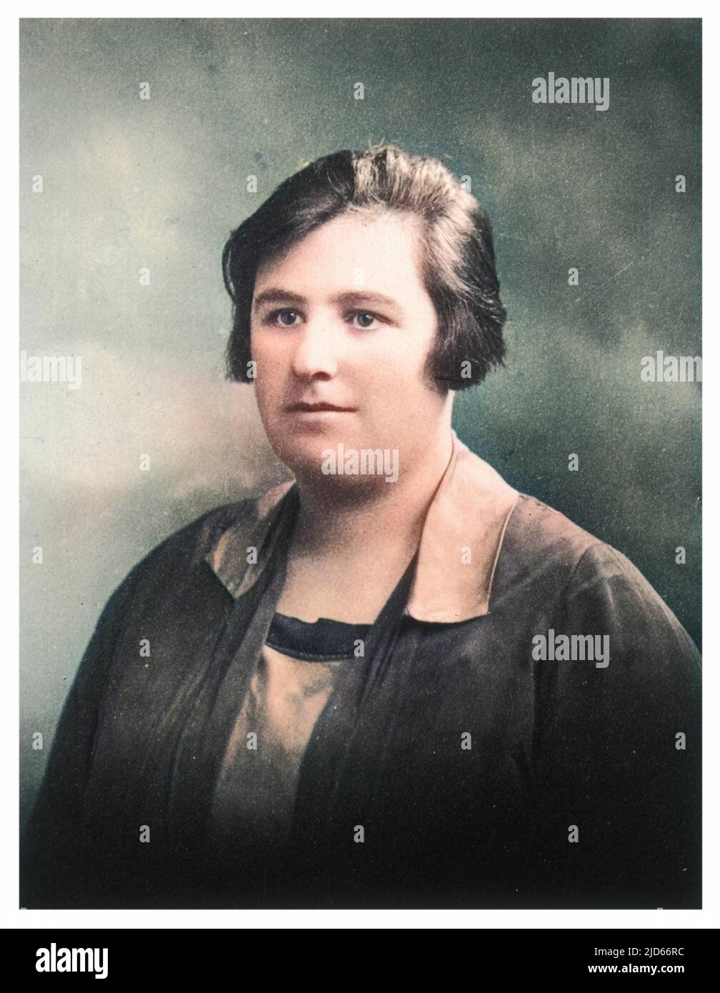HELEN DUNCAN Portrait of the spirit medium in May 1931. Colourised ...