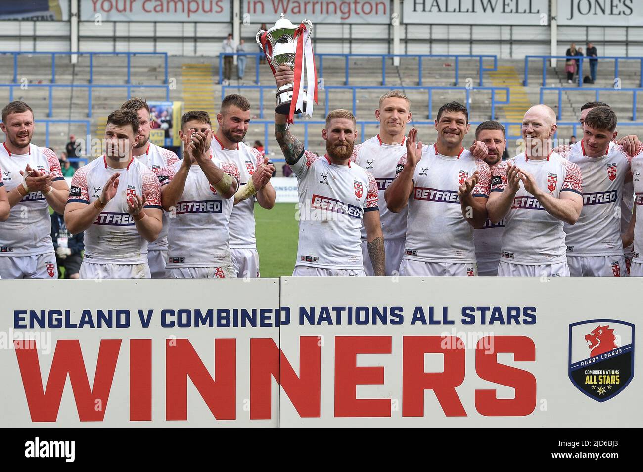 Warrington, England - 18th June 2022 - England Team celebrate win over ...