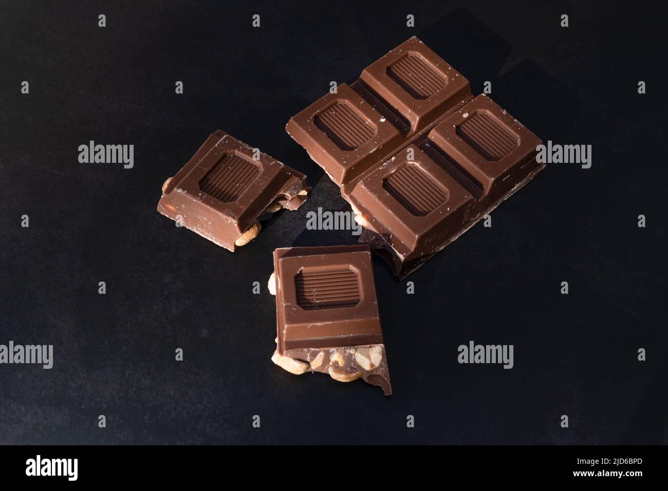 Plain chocolate bar hi-res stock photography and images - Alamy