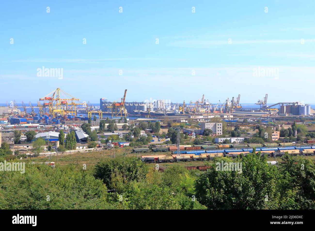 Constanta port loading hi-res stock photography and images - Alamy