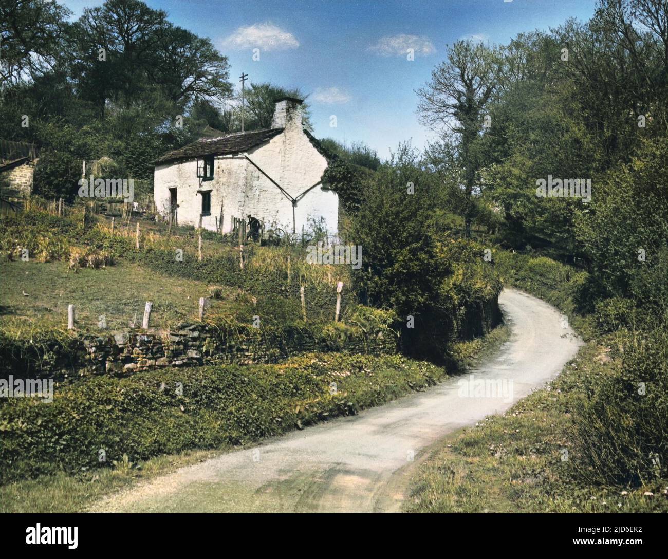 1930s cottage hi-res stock photography and images - Alamy