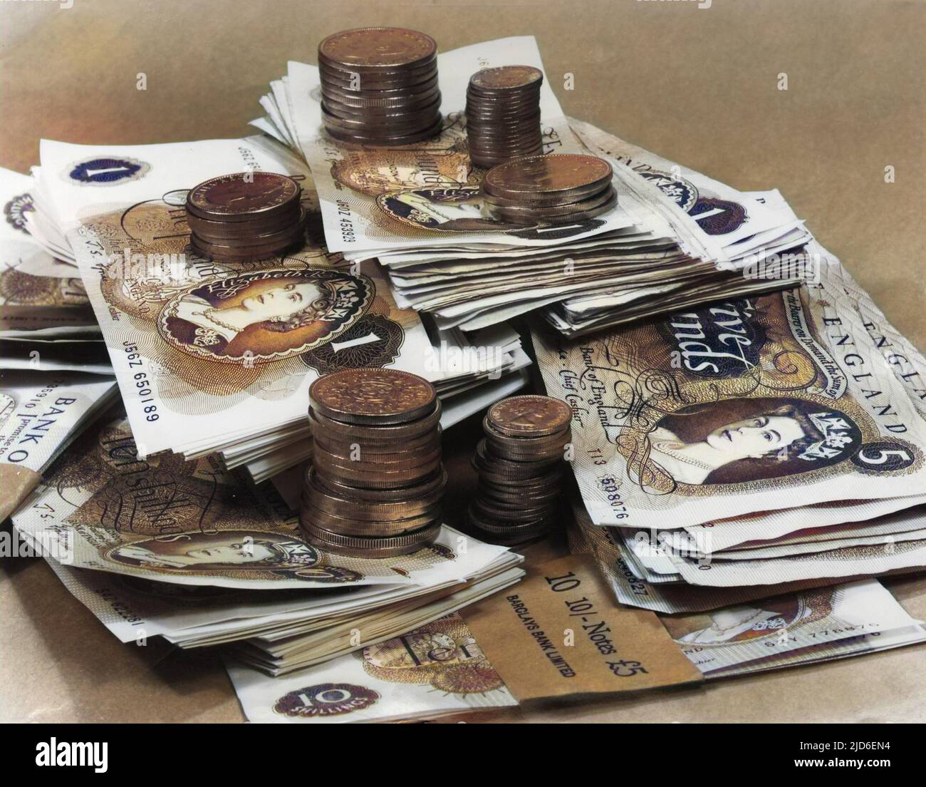 15 shillings hi-res stock photography and images - Alamy