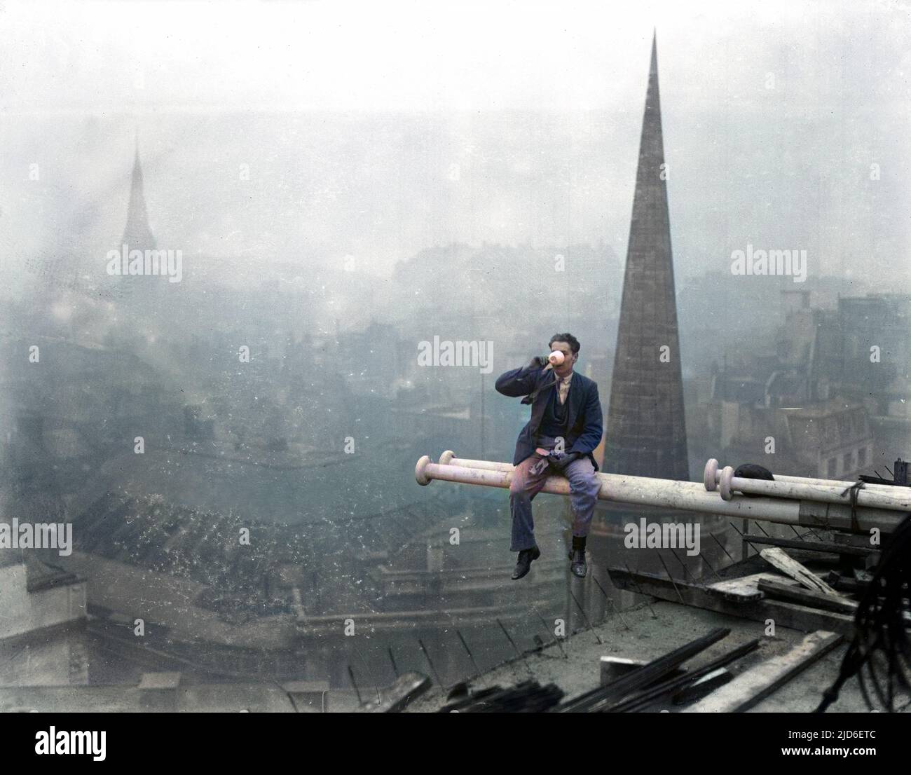 Man on roof london hi-res stock photography and images - Alamy