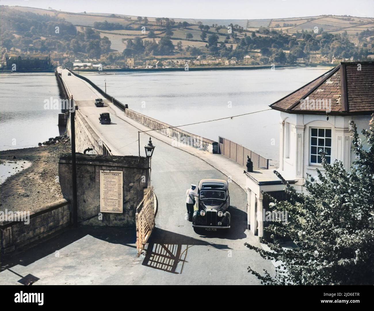 Toll bridge 1950s hi-res stock photography and images - Alamy