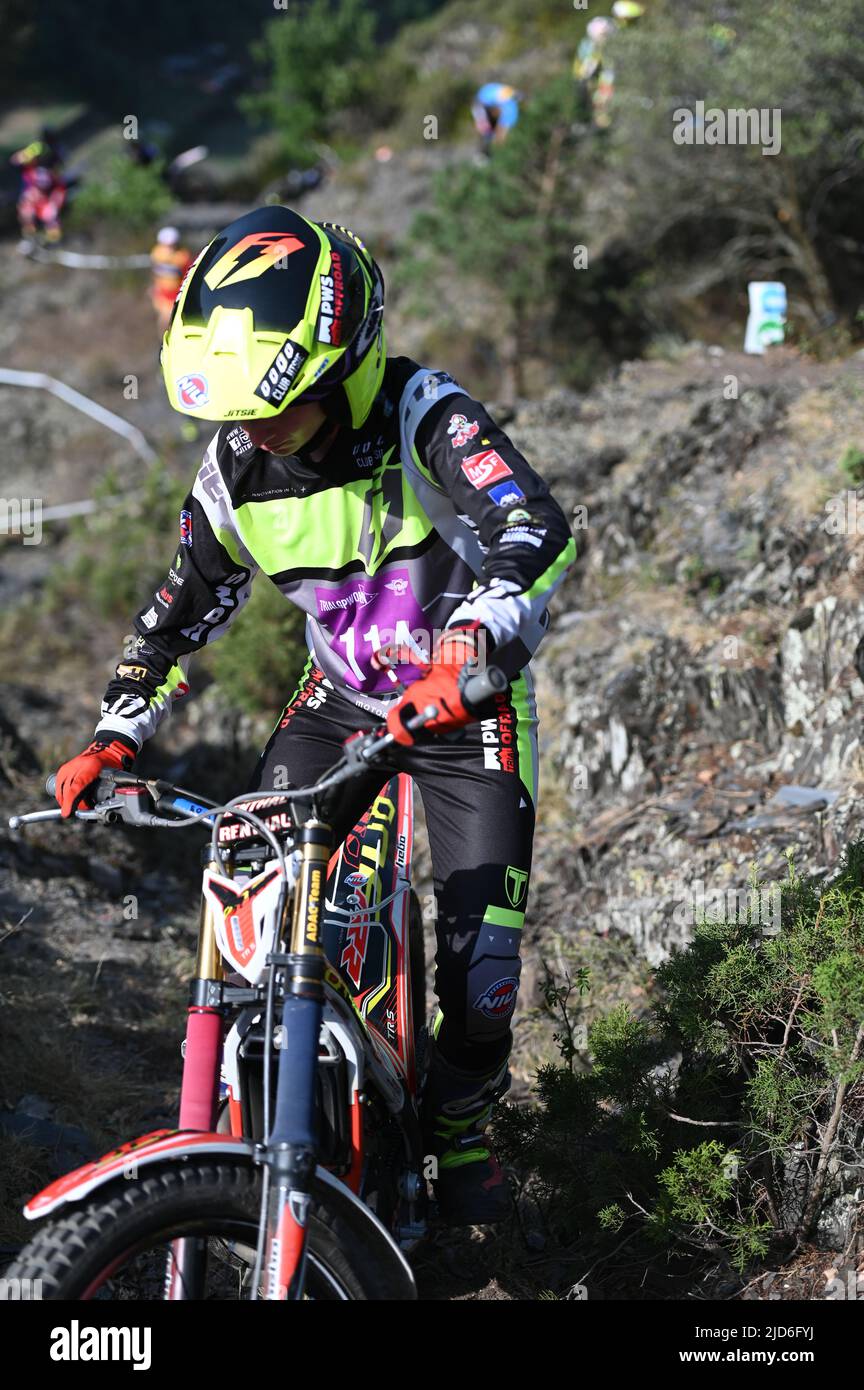 Vivian cross hi-res stock photography and images - Alamy