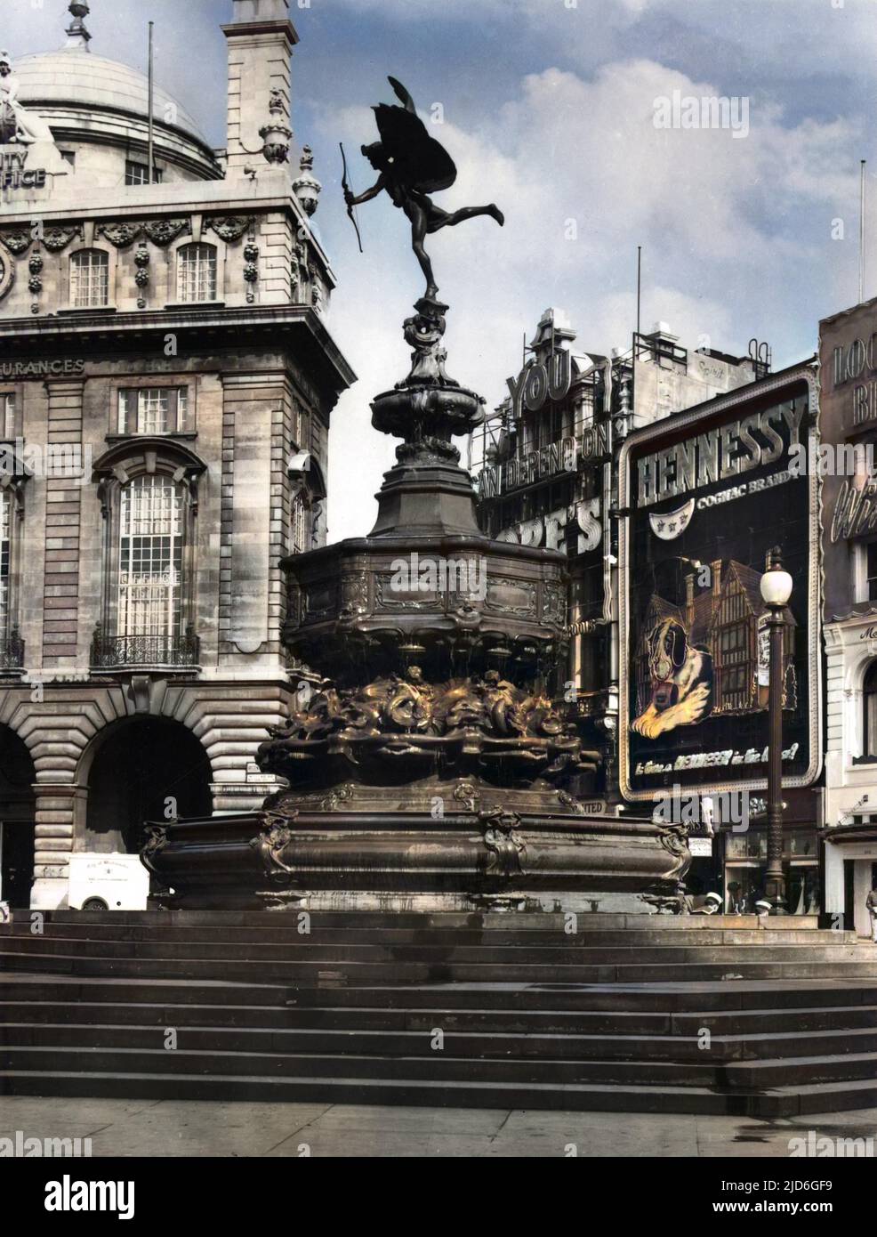 The famous statue of the Greek god of love, Eros, Piccadilly Circus ...