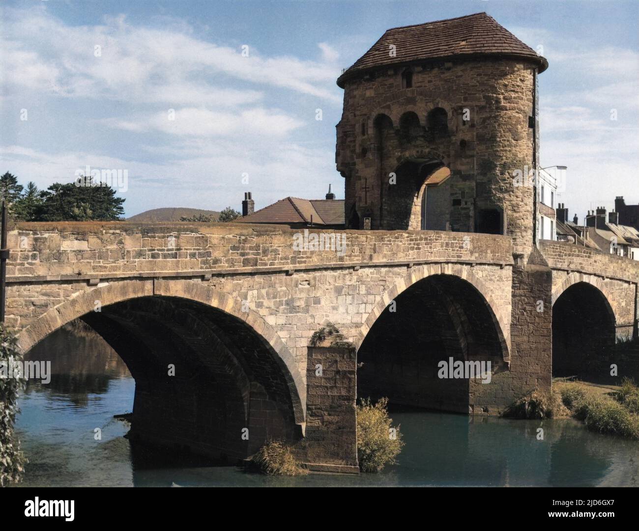 Monnow Bridge and Gate, Monmouth, Monmouthshire, Wales. Built across ...