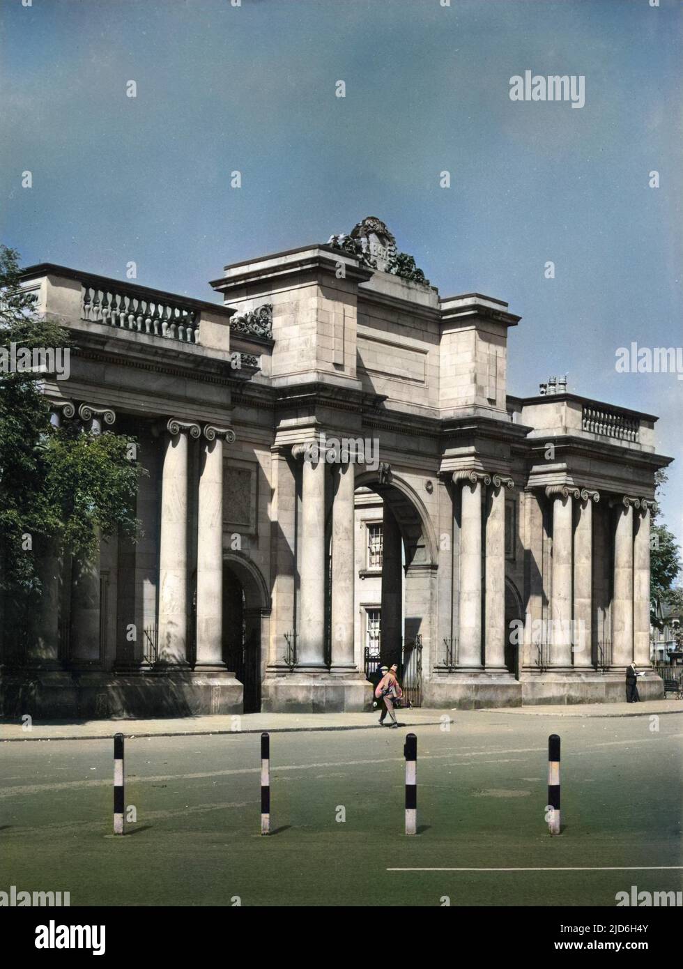 The fine Neo Classical entrance gateway to Birkenhead Park, Merseyside ...