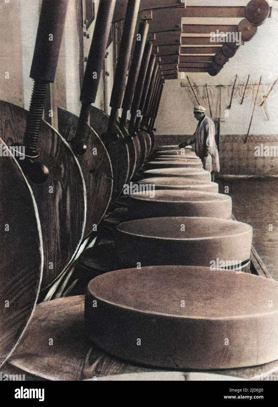 Soviet factory line 1930s hi-res stock photography and images - Alamy