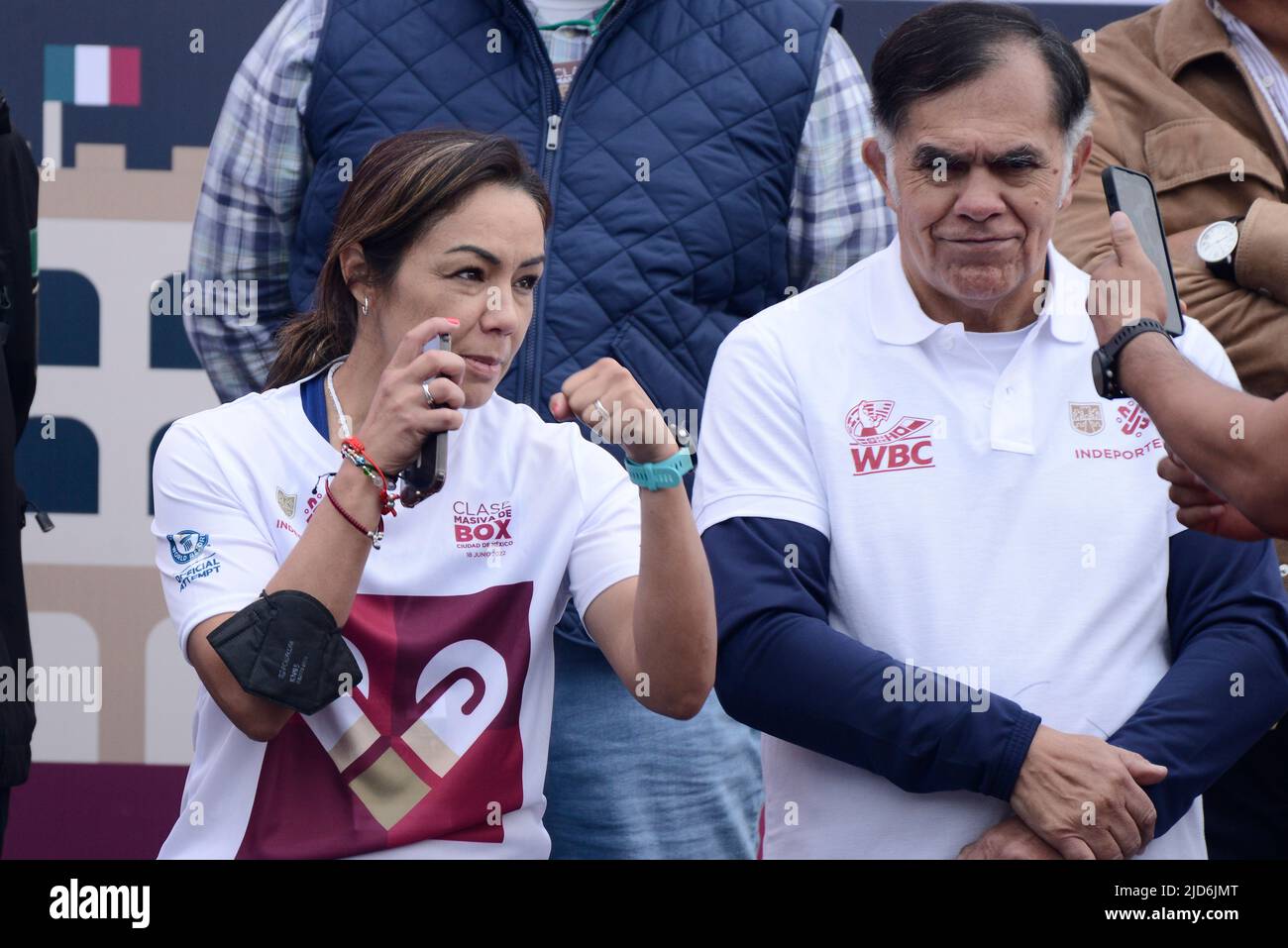 Ruben olivares boxer hi-res stock photography and images - Alamy