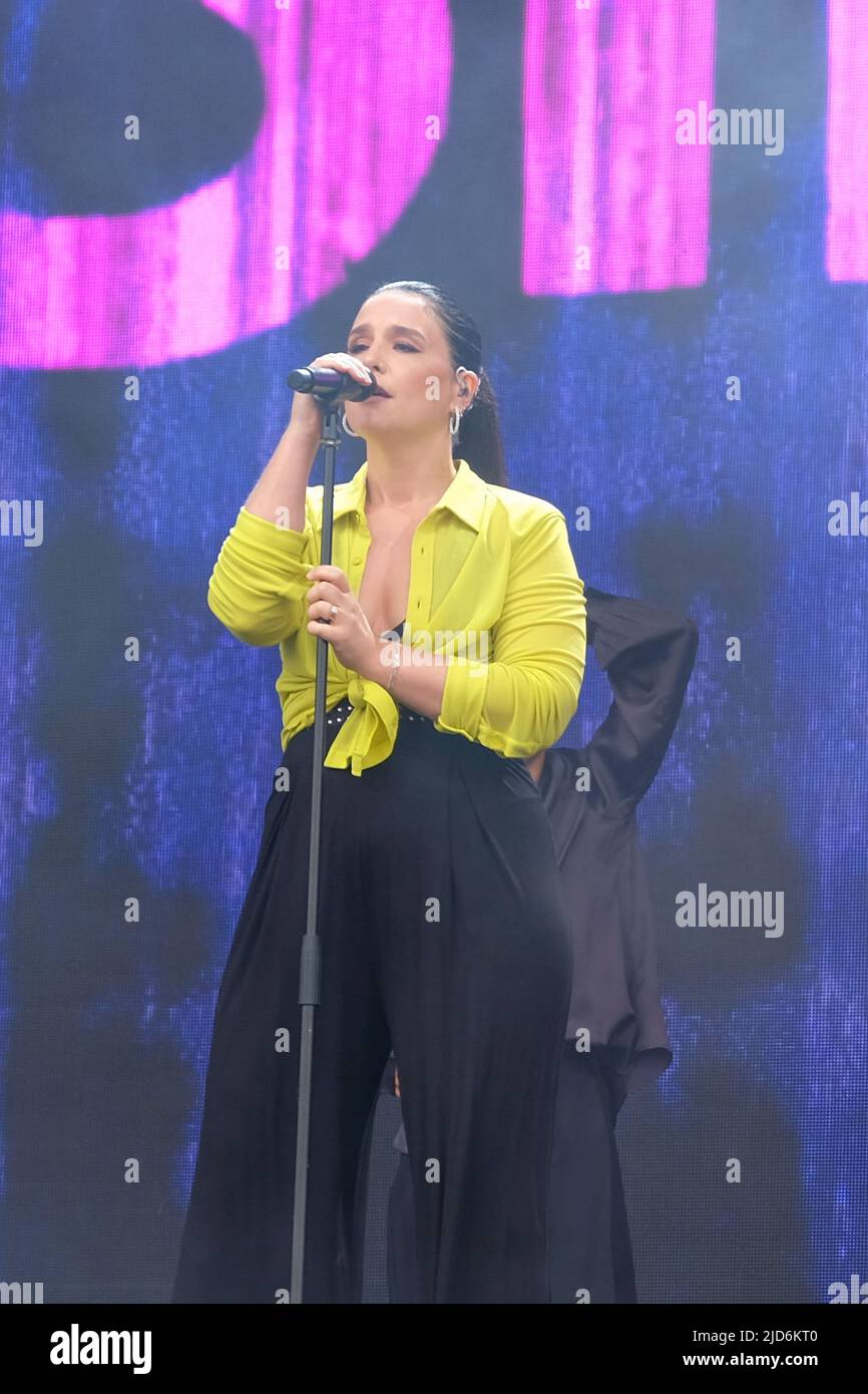 English singer, songwriter and podcaster Jessica Lois Ware ...