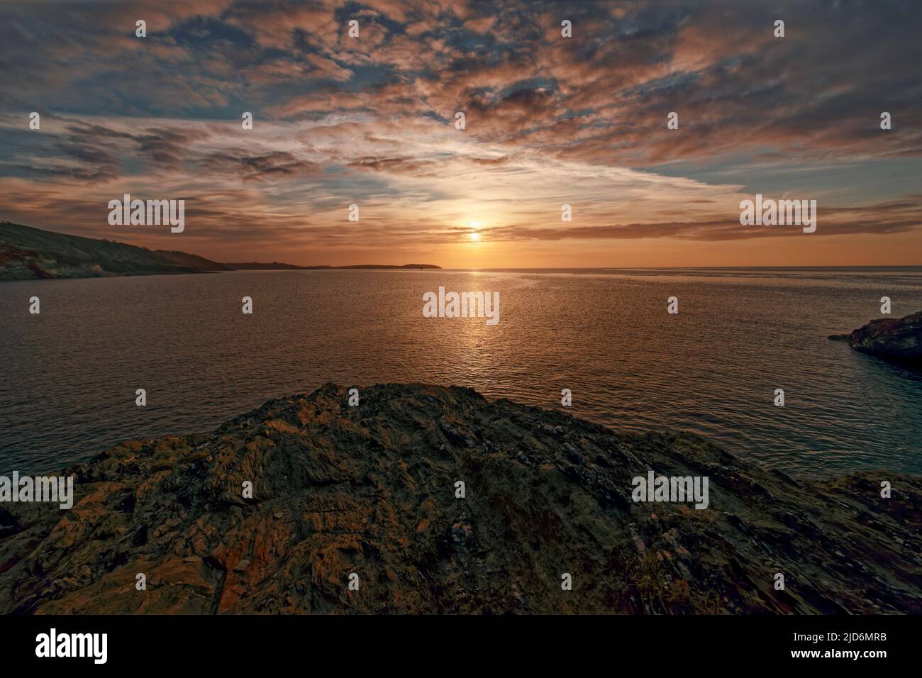 Bream cove Cornwall sunrise Stock Photo - Alamy